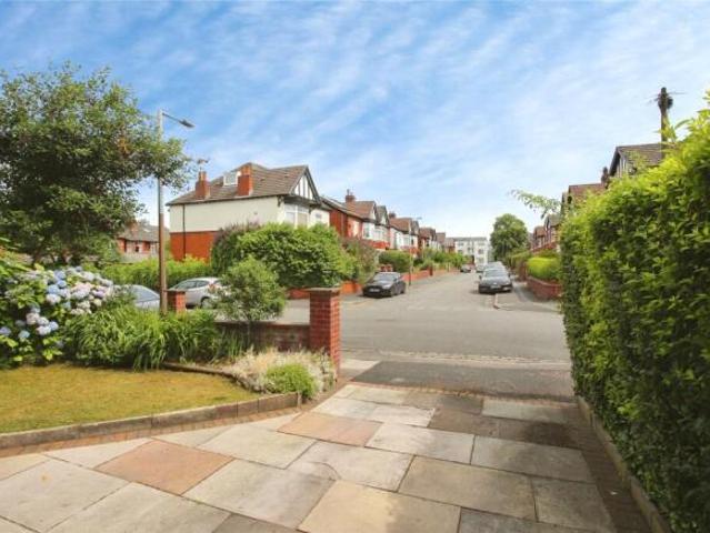 5 bedroom semi detached house for sale in Chandos Road, Heaton Chapel, Stockport, SK4