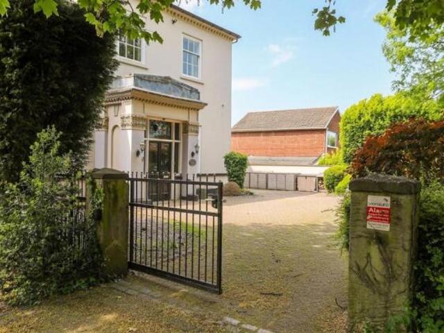 5 bedroom semi detached house for sale in Church Lane, Aston, S26