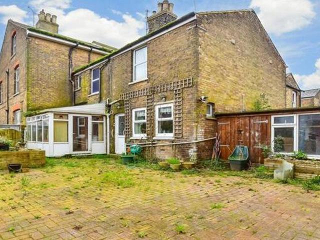 5 Bedroom Semi detached House For Sale In Deal