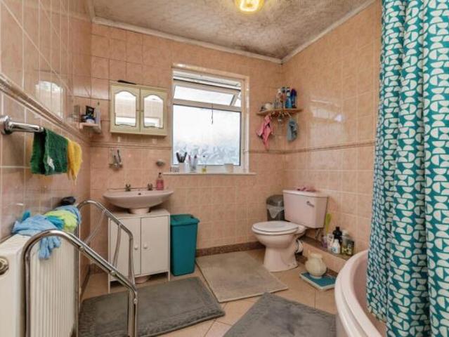 5 bedroom semi detached house for sale in Dryleaze Road, Bristol, BS16