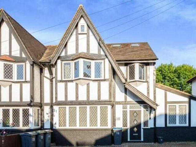 5 Bedroom Semi detached House For Sale In East Croydon