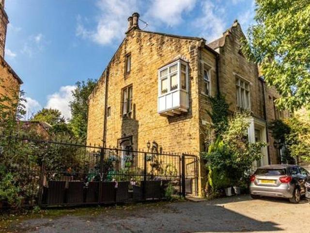 5 Bedroom Semi detached House For Sale In Edgerton, Huddersfield