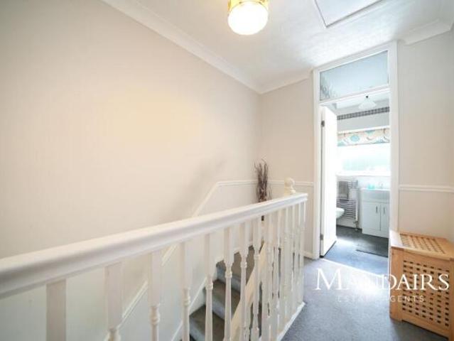 5 bedroom semi detached house for sale in Edinburgh Avenue, Werrington, Peterborough, PE4