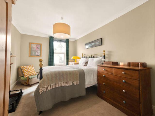 5 bedroom semi detached house for sale in Elphinstone Road, Southsea, PO5