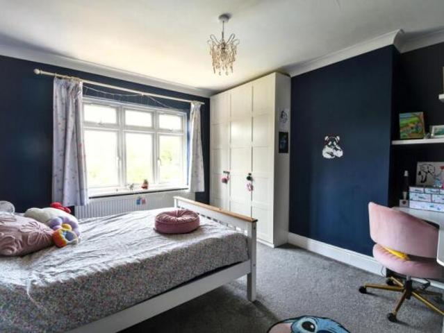 5 bedroom semi detached house for sale in Foster Road, Kempston, Bedford, MK42