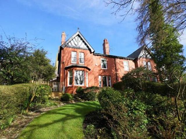5 Bedroom Semi detached House For Sale In Fulwood, Lancashire