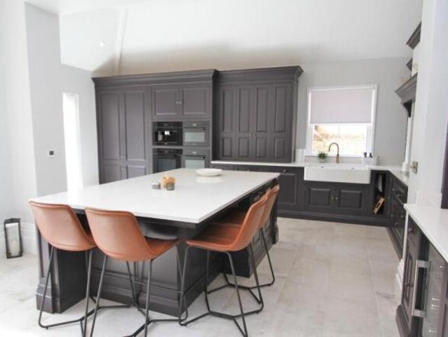 5 bedroom semi detached house for sale in Gaudick Road, Meads, Eastbourne, BN20