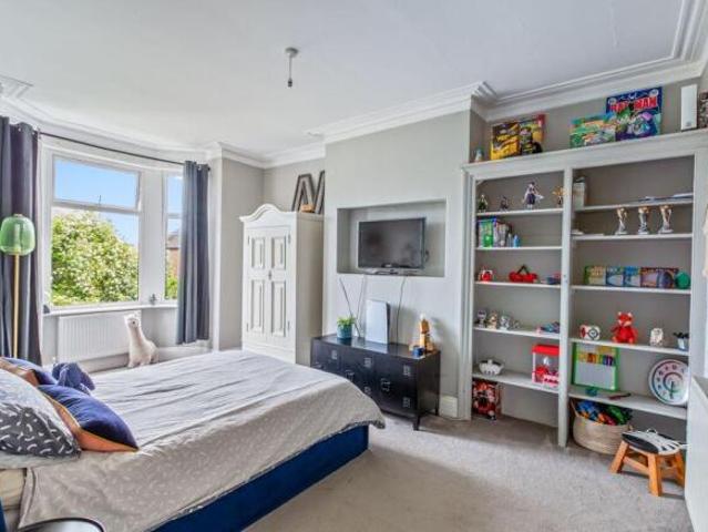 5 bedroom semi detached house for sale in Gledhow Avenue, Roundhay, LS8