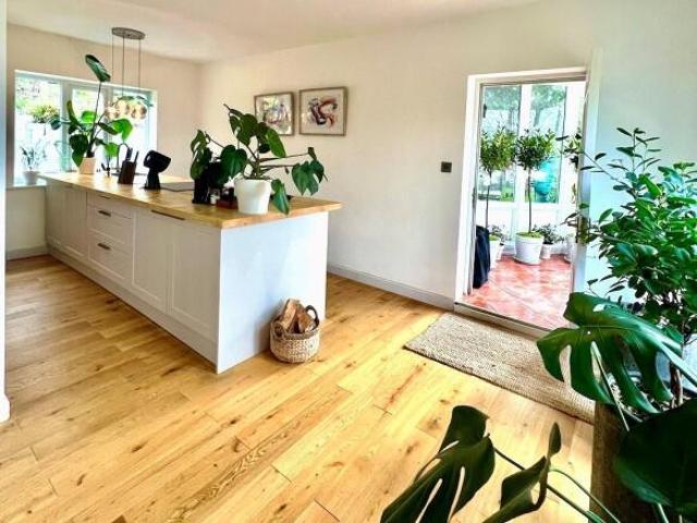 5 bedroom semi detached house for sale in Grove Avenue, Totley, Sheffield, S17