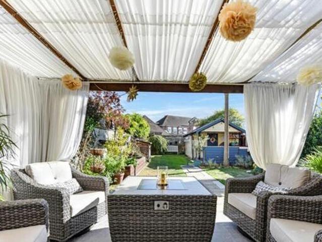 5 Bedroom Semi detached House For Sale In Gravesend