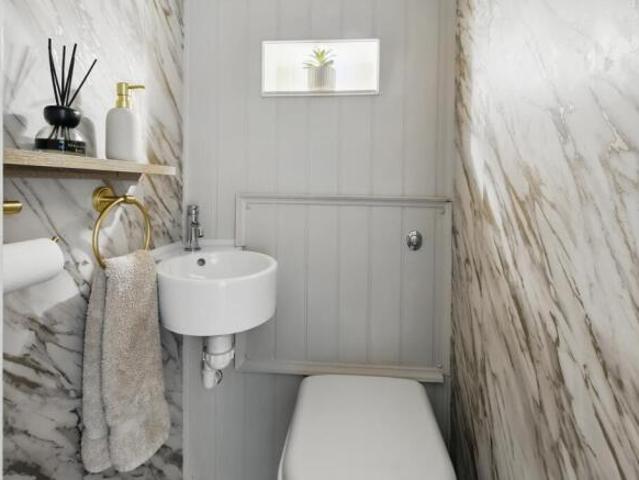 5 bedroom semi detached house for sale in Grayshon Drive, Acomb, YO26