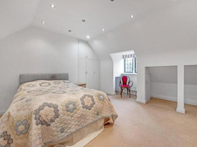 5 bedroom semi detached house for sale in Greenhalgh Walk, London, N2