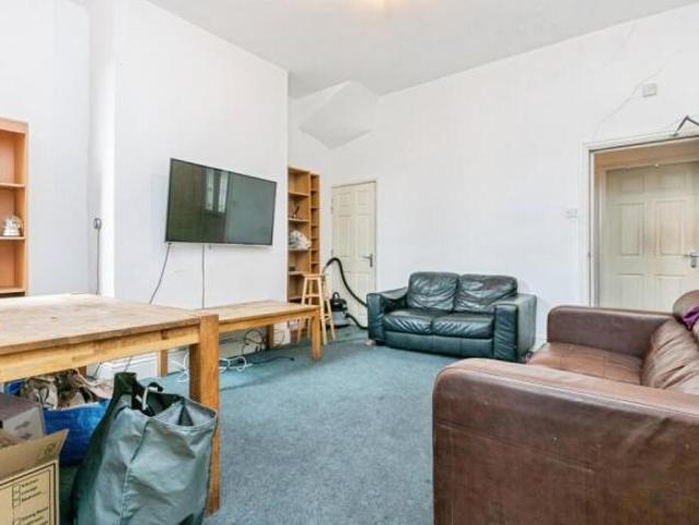 5 bedroom semi detached house for sale in Gregory Boulevard, Nottingham, NG7