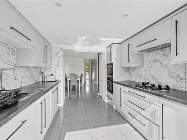 5 bedroom semi detached house for sale in Gunton Lane, Norwich, Norfolk, NR5