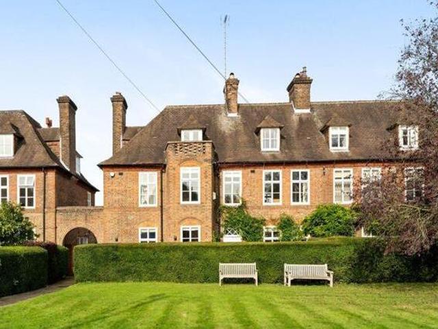 5 Bedroom Semi detached House For Sale In Hampstead Garden Suburb