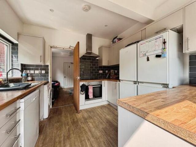 5 bedroom semi detached house for sale in Harborough Road, Southampton, SO15