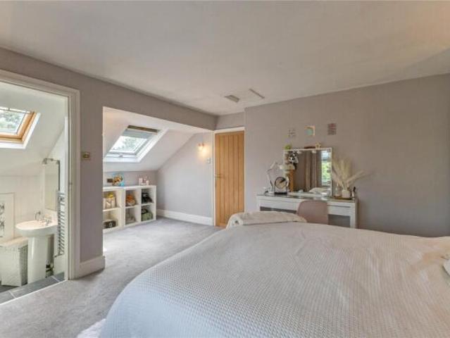 5 bedroom semi detached house for sale in Hazelhurst Road, Manchester, Greater Manchester, M28
