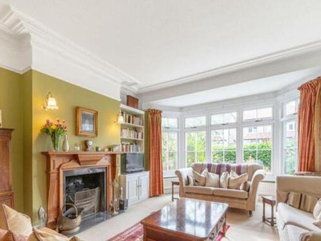 5 Bedroom Semi detached House For Sale In High Barnet, Barnet