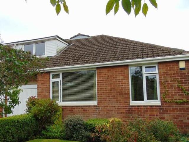 5 Bedroom Semi detached House For Sale In High Crompton