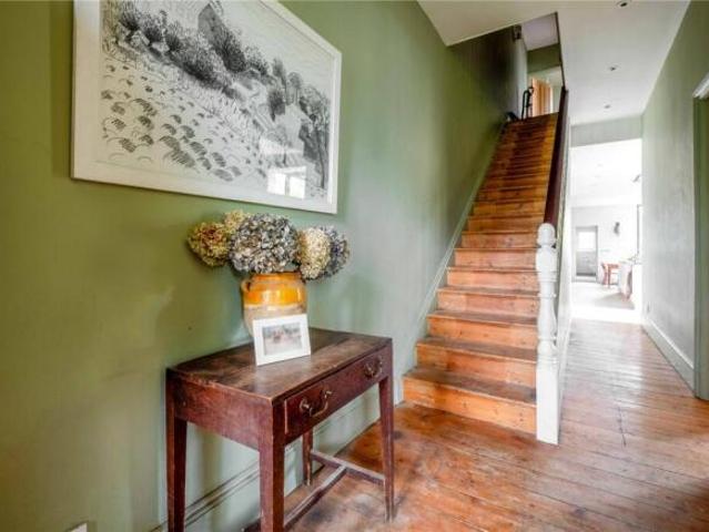 6 bedroom semi detached house for sale in High Street, Cranbrook, Kent, TN17