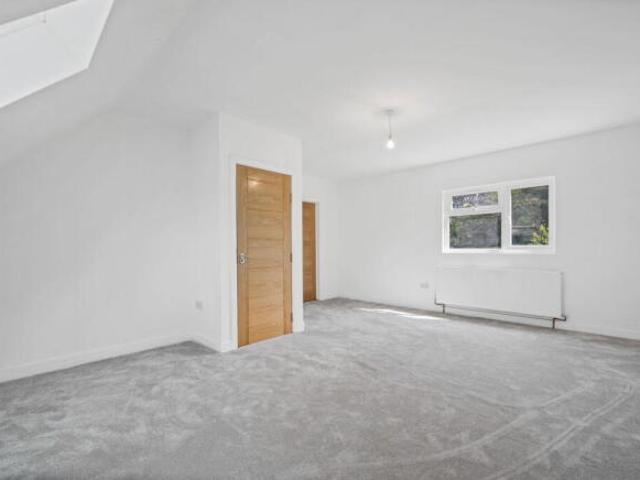 5 bedroom semi detached house for sale in Highwood Avenue, Solihull, B92 8QX, B92