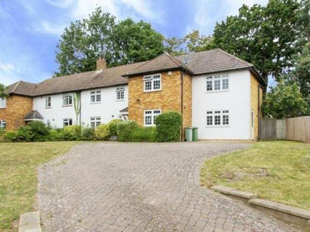 5 Bedroom Semi detached House For Sale In Ickenham