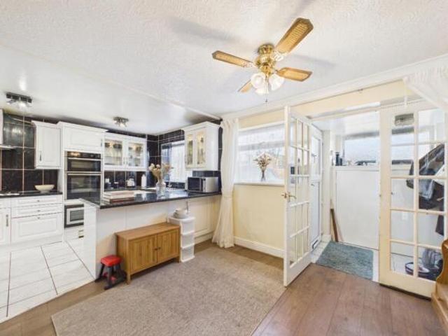 5 bedroom semi detached house for sale in Imjin Road, Cheltenham, GL52