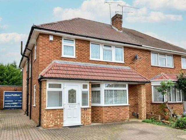5 Bedroom Semi detached House For Sale In Langley
