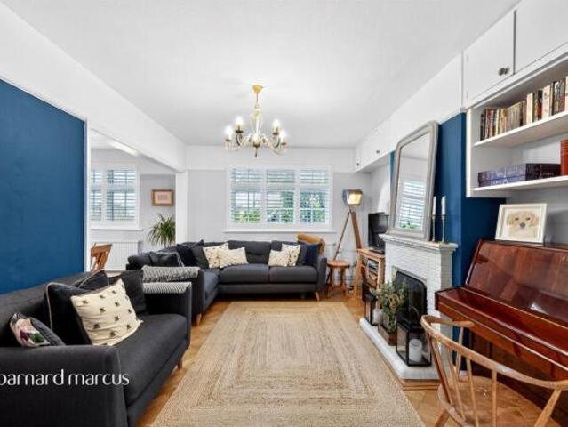 5 bedroom semi detached house for sale in Laburnum Grove, New Malden, KT3