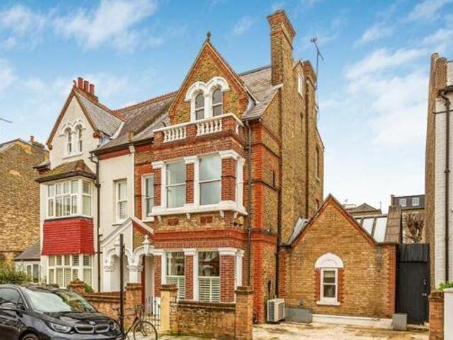 5 Bedroom Semi detached House For Sale In London