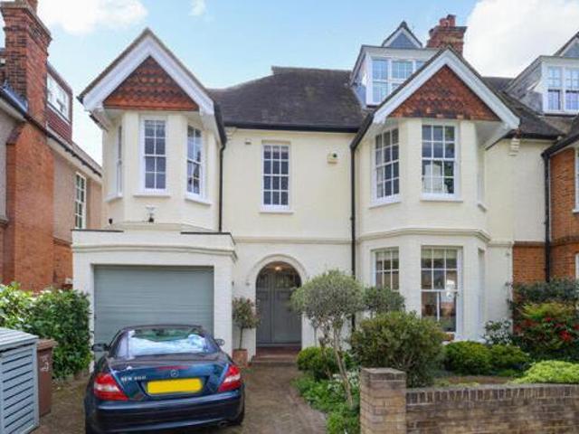 5 Bedroom Semi detached House For Sale In London