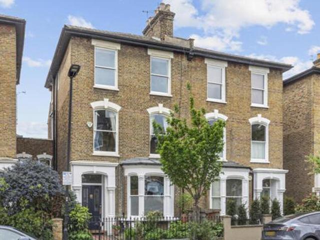 5 Bedroom Semi detached House For Sale In London