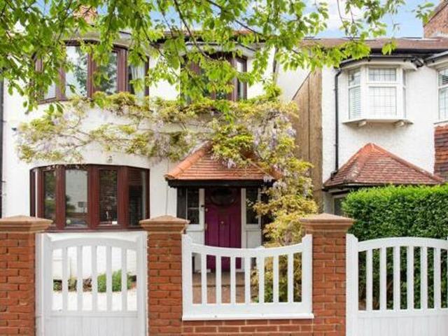 5 Bedroom Semi detached House For Sale In London