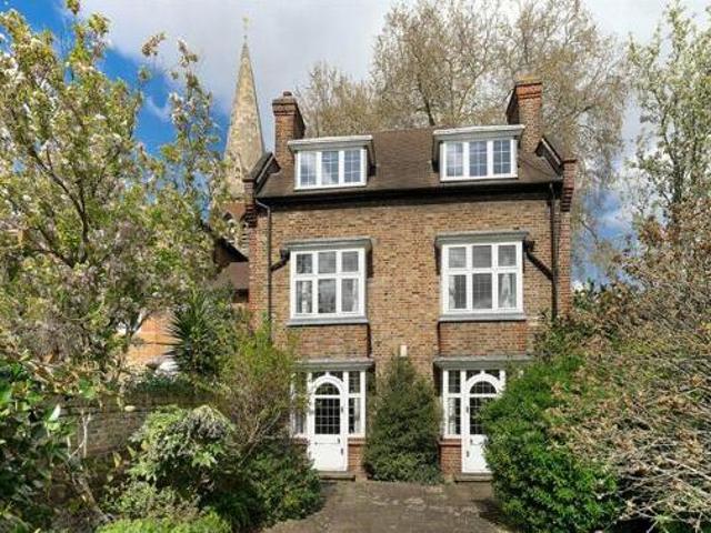5 Bedroom Semi detached House For Sale In London