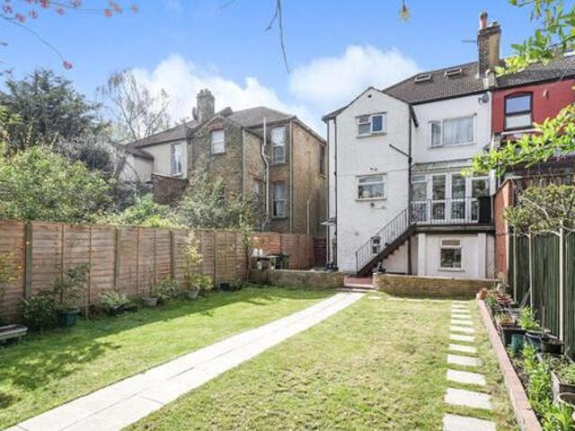 5 Bedroom Semi detached House For Sale In London