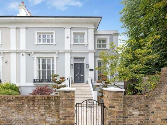 5 Bedroom Semi detached House For Sale In London