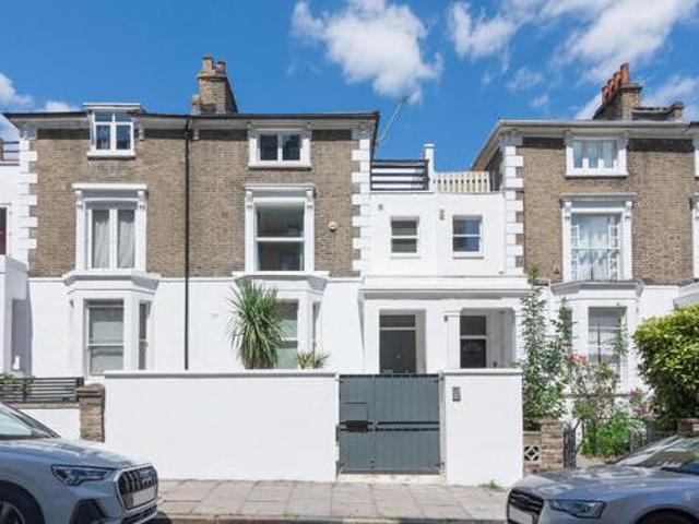 5 Bedroom Semi detached House For Sale In London