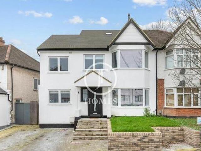 5 Bedroom Semi detached House For Sale In London