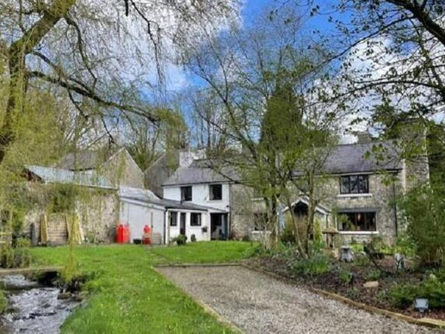 5 Bedroom Semi detached House For Sale In Llandeilo