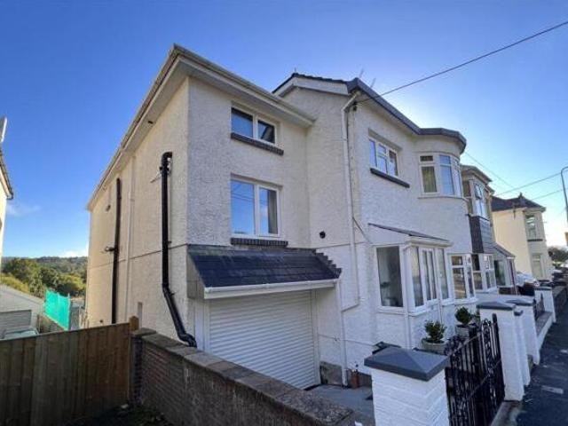 5 Bedroom Semi detached House For Sale In Llandybie