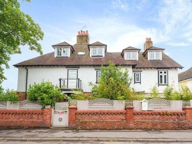 5 Bedroom Semi detached House For Sale In Maidenhead