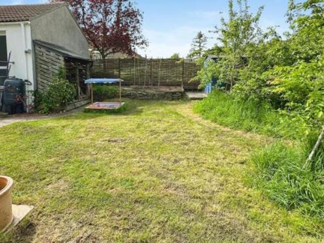 5 bedroom semi detached house for sale in Mayfield Park, Bristol, BS16
