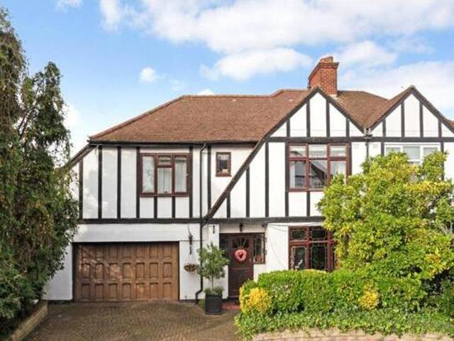 5 Bedroom Semi detached House For Sale In Morden