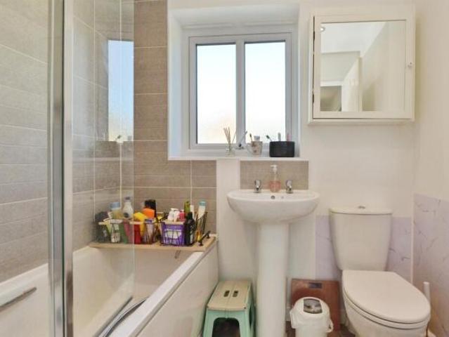 5 bedroom semi detached house for sale in Muncaster Grove, Broughton, Milton Keynes, MK10