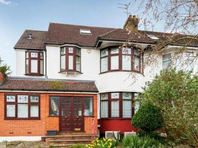 5 Bedroom Semi detached House For Sale In New Barnet
