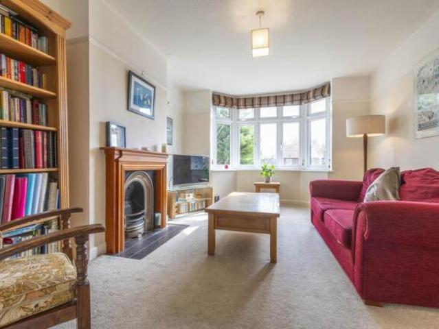 5 bedroom semi detached house for sale in Newlands Road, Tunbridge Wells close to schools, TN4