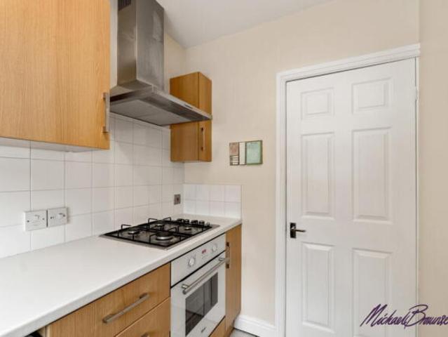 5 bedroom semi detached house for sale in Northfield Gardens, Bradford, BD6 1LQ, BD6