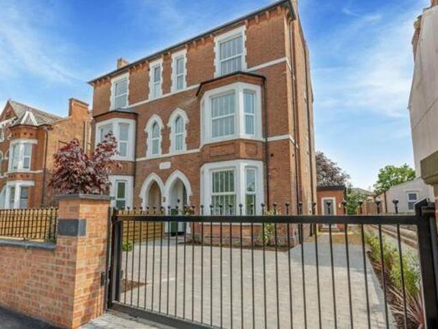 5 Bedroom Semi detached House For Sale In Nottingham, Nottinghamshire
