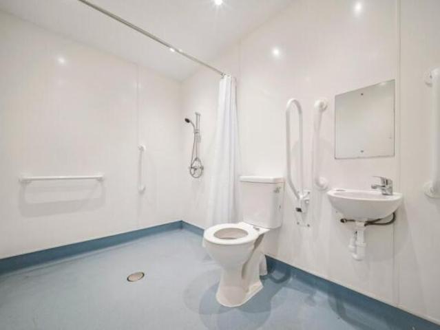 5 bedroom semi detached house for sale in Park Road, Edinburgh, EH6