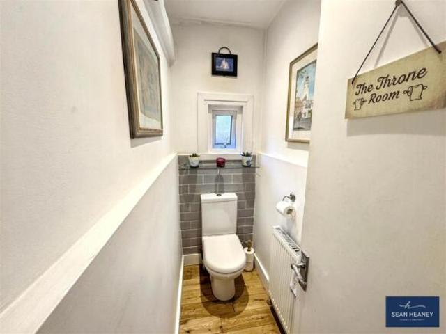 5 bedroom semi detached house for sale in Park Road, New Barnet, EN4